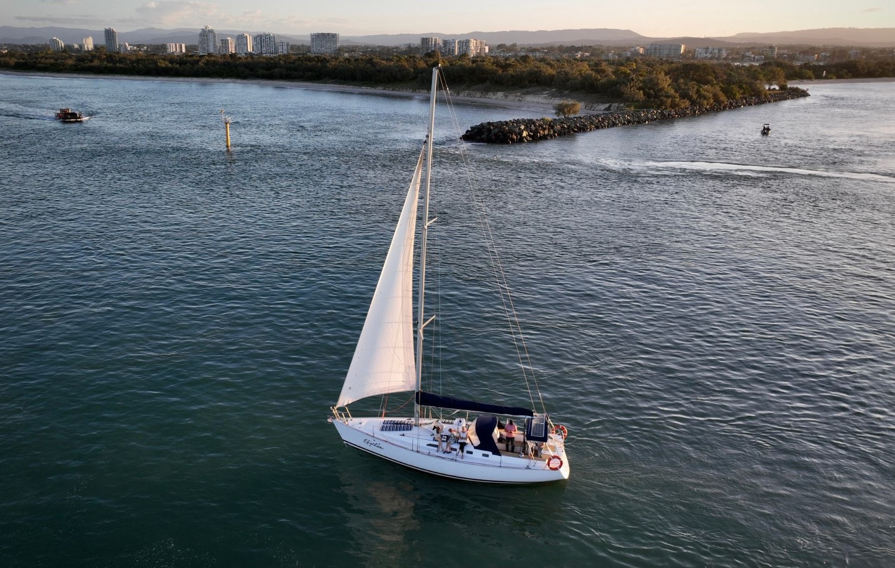 Sun Sailing Gold Coast, A Boutique Broadwater Sailing Experience